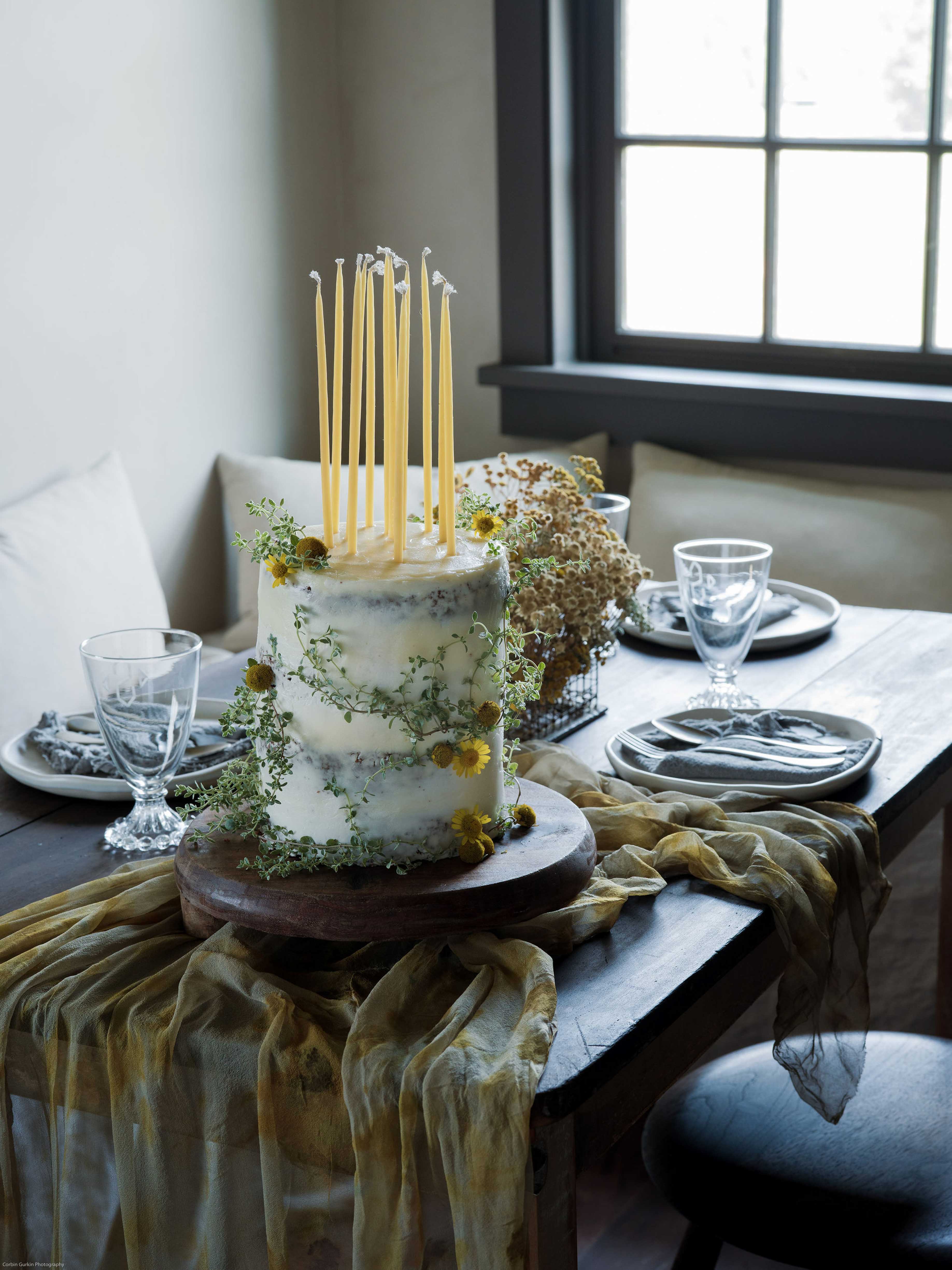 NATURAL TABLES, Nature-Inspired Tablescapes for Memorable Gatherings ...